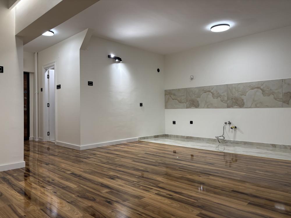 Sime Igumanova, Trosoban stan na prodaju, 75m2, 298.900€