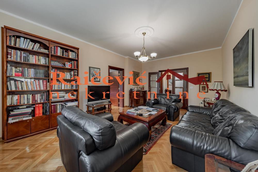 Mihaila Avramovica, Trosoban stan na prodaju, 98m2, 415.000€