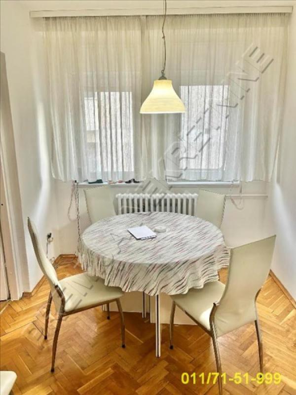 Ustanička, Trosoban stan za izdavanje, 75m2, 750€