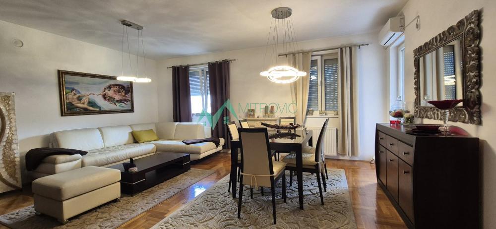 Četvoroiposoban stan na prodaju, 120m2, 309.000€
