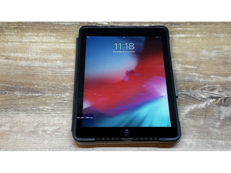 Apple iPad Air A1474 + maska TOP