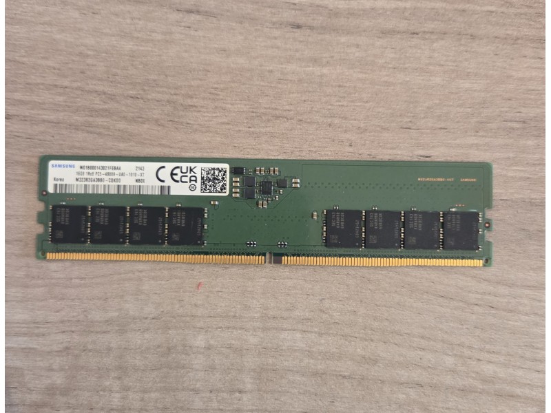 Samsung 16GB DDR5 4800Mhz br.3