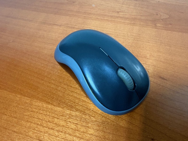 Logitech M185 gray kompletan