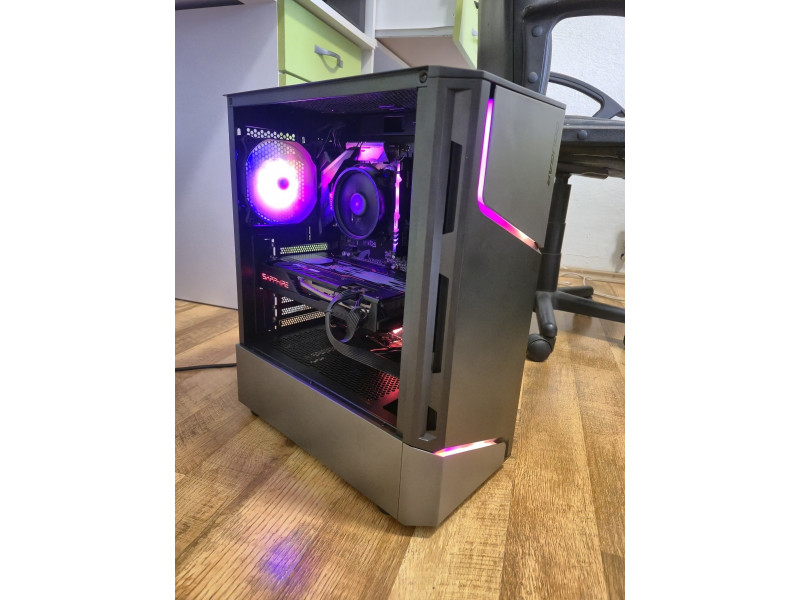 Hitno RGB Gaming PC Ryzen 7 1700X RX 5700 16GB