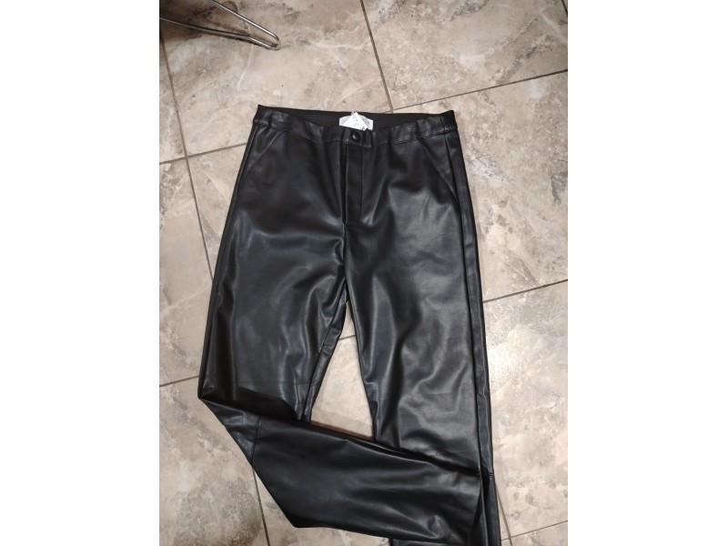 LF 168 ZARA od eko kože pantalone vel 13-14
