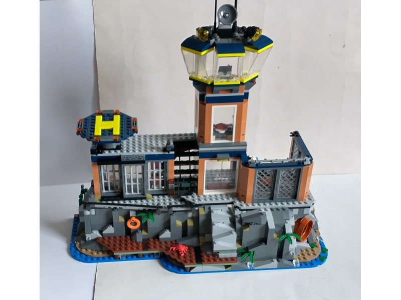 figura Lego City Police Prison Island - 60419