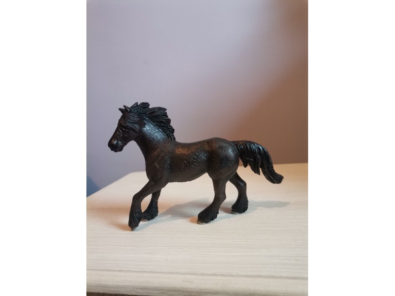 Schleich frizijski konj