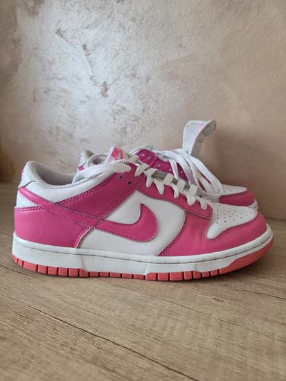 NIKE Low dunk hot pink