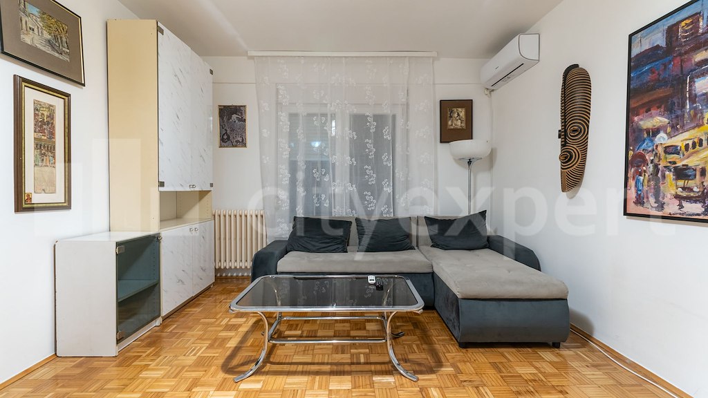 Stan za izdavanje BEZ PROVIZIJE: Dvosoban, 55m², Ismeta Mujezinovića, Novi Beograd - 500€