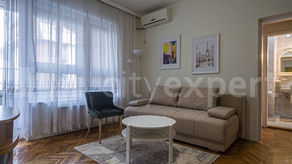 Stan Izdavanje Novi Sad Bez skrivenih troškova - 45m², Puškinova, Novi Sad - 500€
