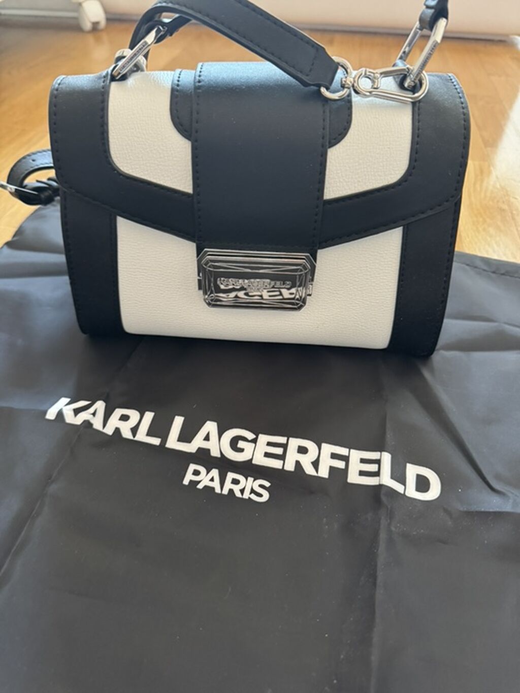 Karl Lagerfeld Paris torba – model sa ručkom i kaišem preko ramena