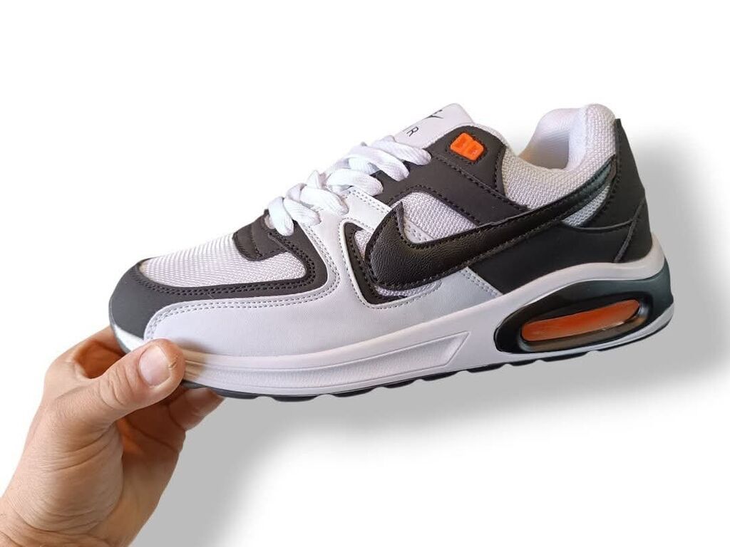 Nike Air Max Command /2026 (41-46) Cena: 4000 din US