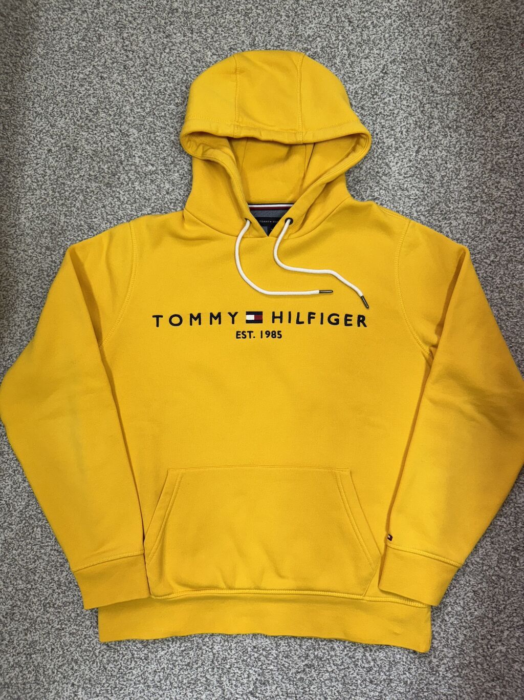 Tommy Hilfiger duks ORIGINAL Duks je nov, samo jednom nosen, original