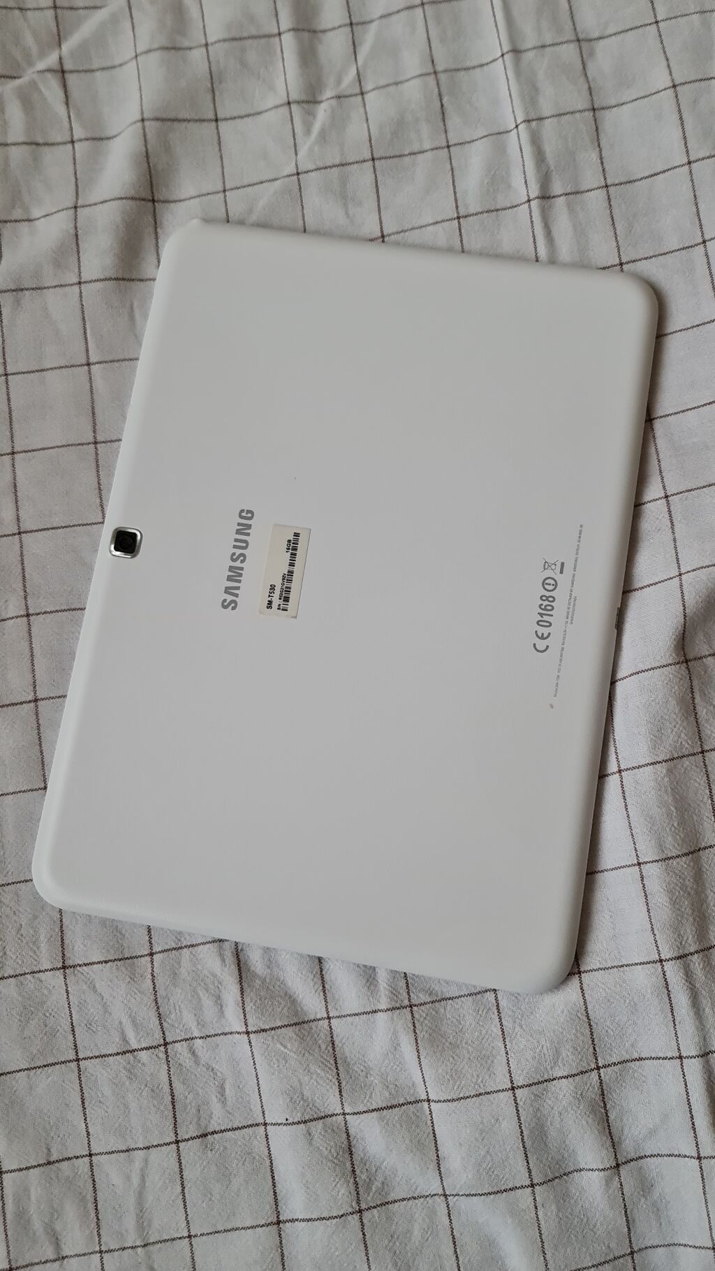 Samsung Galaxy Tab 4 – 10.1" - Model: SM-T530 (Wi‑Fi) - Ekran: 10.1"