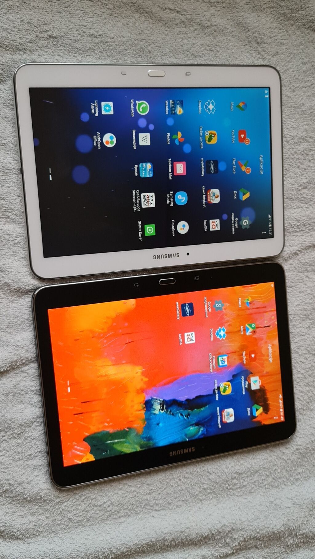 Samsung Galaxy Tab 4 10.1 – 10,1” Android tablet (dva komada