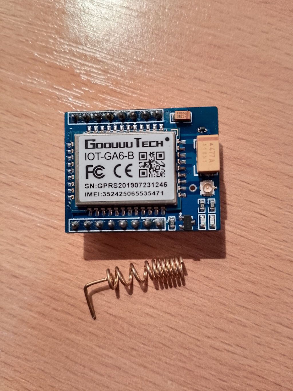 NEISPRAVAN A6 Mini GSM modul za Arduino - za delove Ovaj modul se