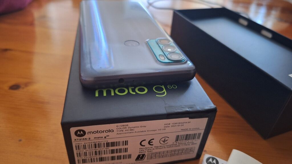Moto G60 6+128 GB.Odlicno stanje.Potpuno ispravan.Dolazi sa punjacem