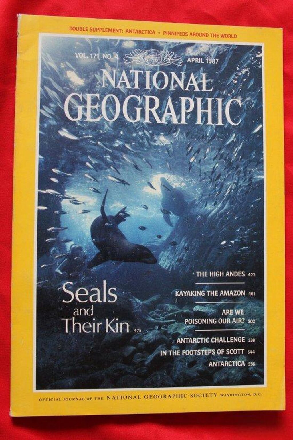 NATIONAL GEOGRAPHIC APRIL 1987. | National Geographic April 1987
