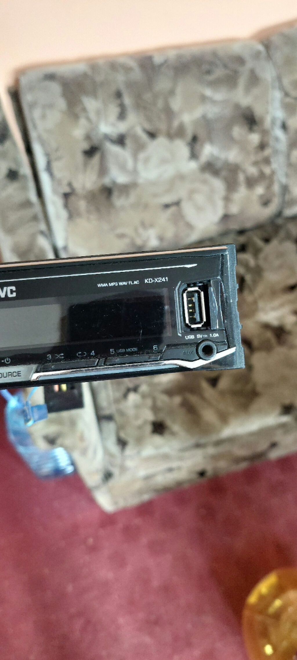 Radio jvc kontakt