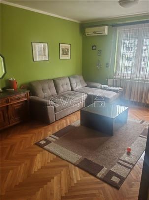 Stan,Novi Sad,Bulevar Oslobođenja,kv: 40.00