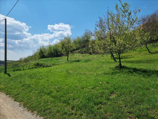 Banja Vrdnik-građevinsko zemljište-58,65 ari