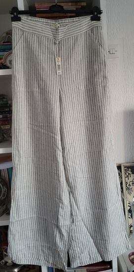 Vrhunske nove MAX STUDIO pantalone L