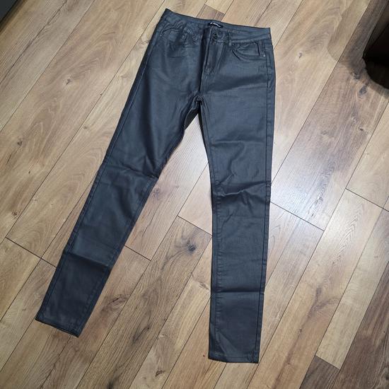 Sive kožne pantalone vel.30 (L) nove