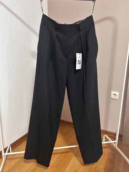 Zara pantalone NOVO S (odgovara M)