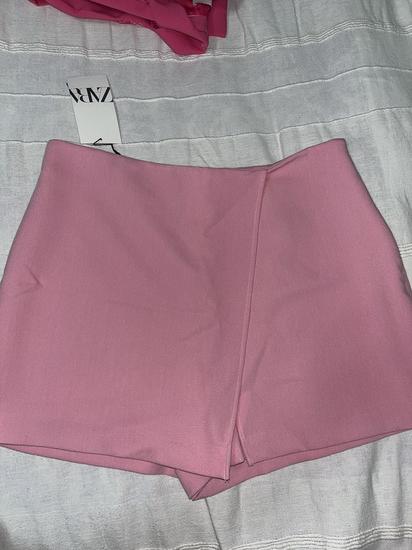 Zara skort sa etiketom