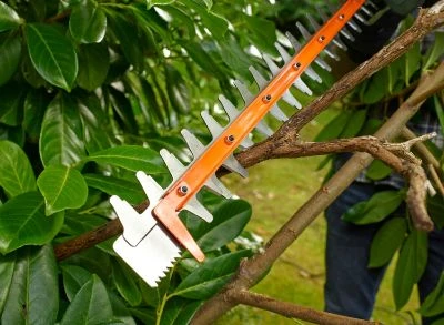 Black + Decker Makaze za živu ogradu BEHTS501