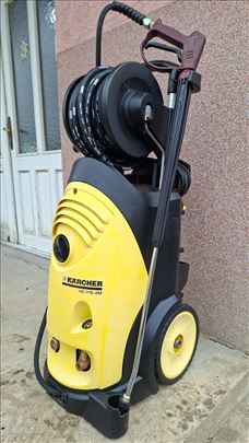 Perac pod pritiskom karcher 7/18-4M