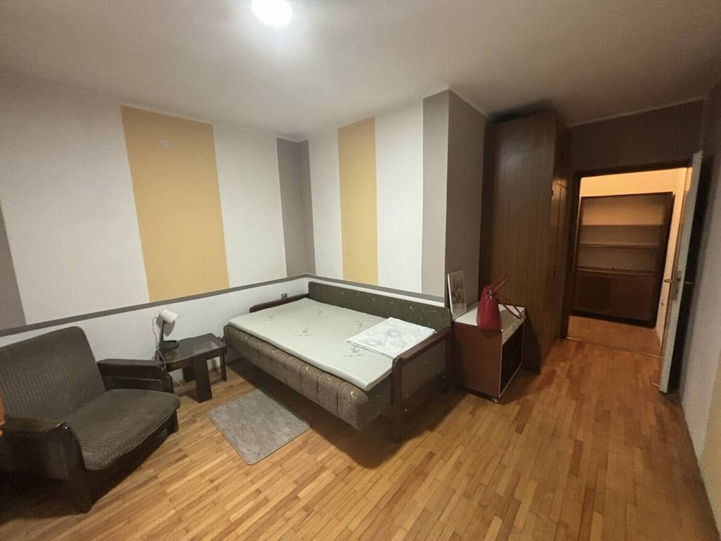 Jednosoban stan, Beograd - Braće Jerković | Izdavanje · 30m² · 260€