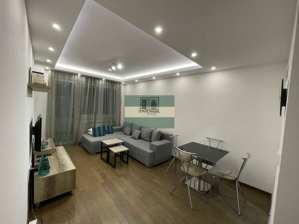 Dvoiposoban stan, Kragujevac | Izdavanje · 57m² · 450€