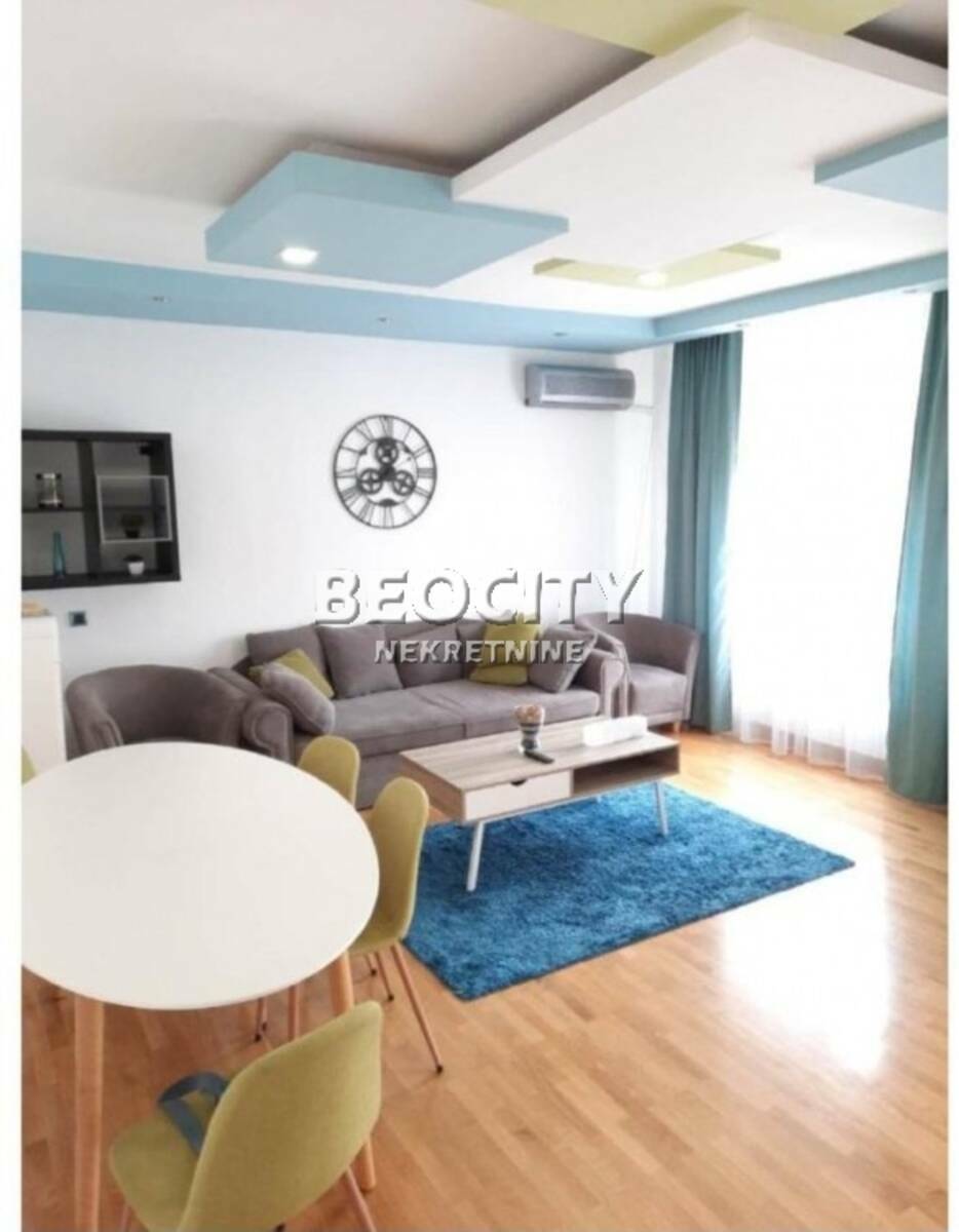 Trosoban stan, Beograd - Vračar (centar) | Izdavanje · 88m² · 900€