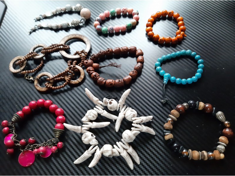 LOT SKULL BOHO MIX NARUKVICA MODNI NAKIT UNIKAT