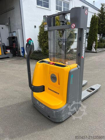 Палетни слагачи
Jungheinrich EJC112 Li-ion 2.5m/ 337mh