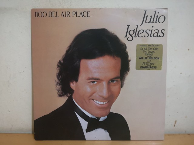 Julio Iglesias - 1100 Bel Air Place