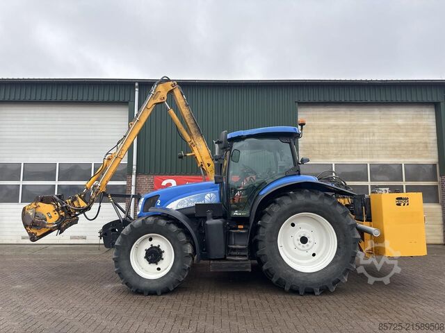 Traktor
New Holland TSA 125
