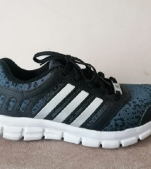 ADIDAS patike 37,5
