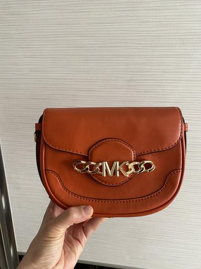 Prelepa MK torbica crossbody