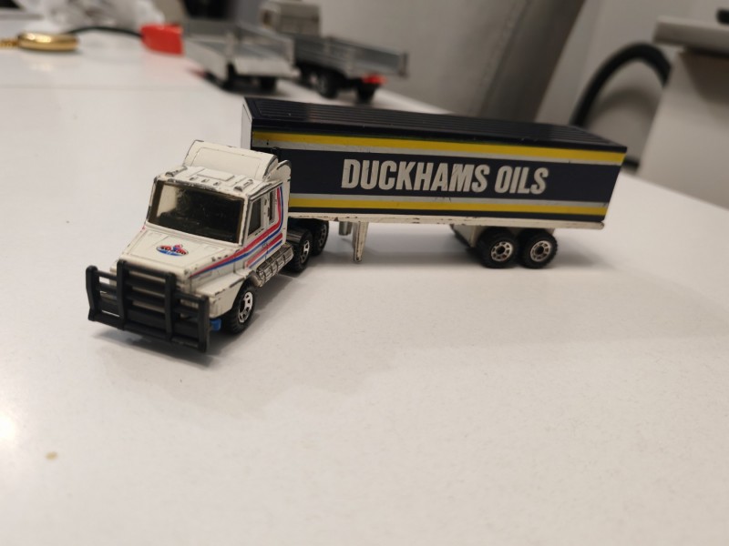 Stari Kamion sa Prikolicom Matchbox SCANIA Odlican