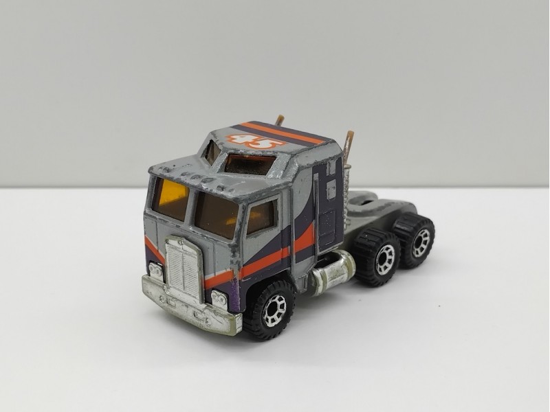 Matchbox MB45 Kenworth