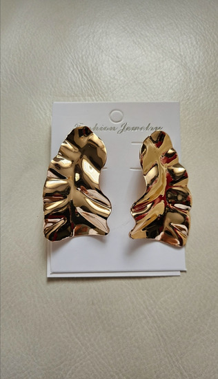 Contemporary morphed leaf gold stud minđuše, novo