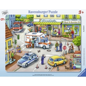 Ravensburger puzzle (slagalice) - Uzbuna u gradu