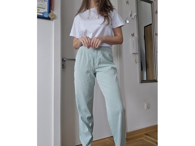 Pantalone zelene visoki struk 40