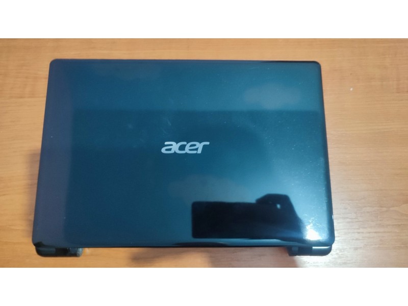 Skoljka za Acer Aspire V5