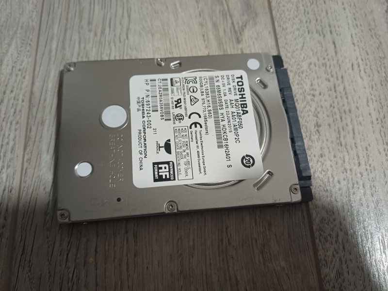 Hard disk SLIM Toshiba 500GB , SATA III ,  49% helta