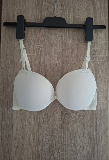 RASPRODAJA  LISCA PUSH UP BRUS ŠAMPANJ BOJE 80B