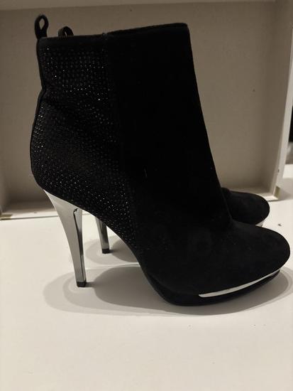 Na prodaju nove štikle