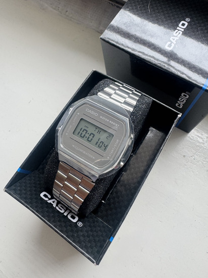 Casio sat Novo